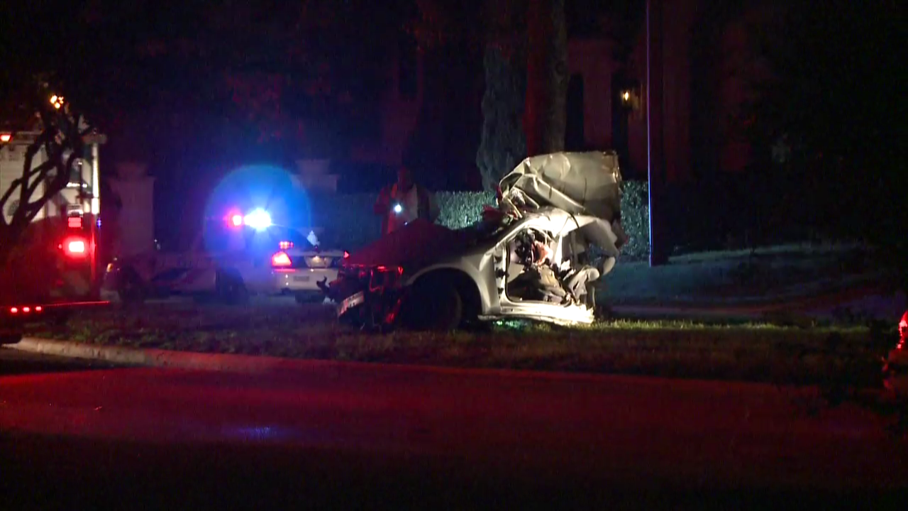 One Dead After Car Hits Tree Splits In Half