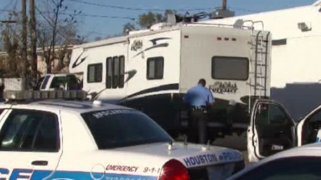 Police Chase Stolen Rv
